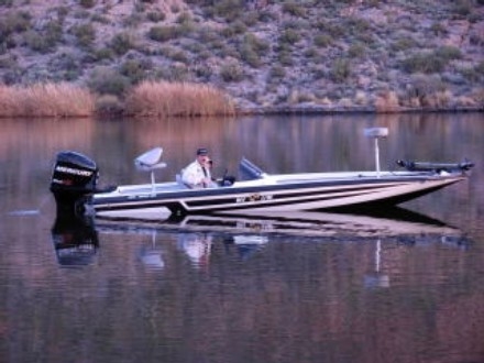 BoatWise: Your Boat Safety Drain Plug Expert